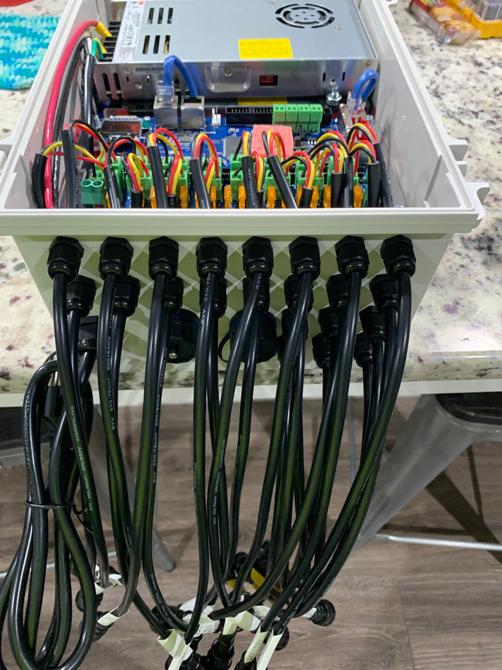 Falcon F16V4 in BUD Enclosure – Beachin Christmas Controllers